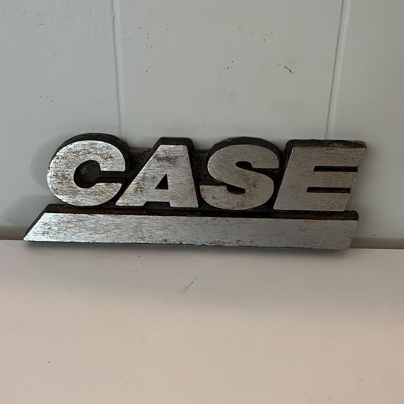 case | Other | Vintage Original Metal Case Tractor Badge Emblem | Poshmark